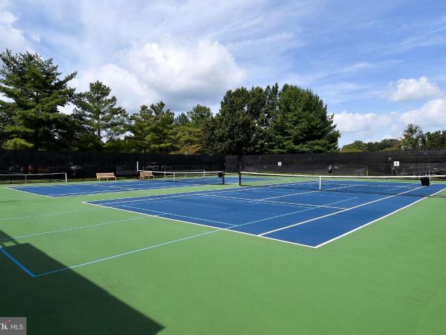 15300 Beaverbrook Ct, Unit 882K, Silver Spring, MD 20906 | MLS #MDMC2243