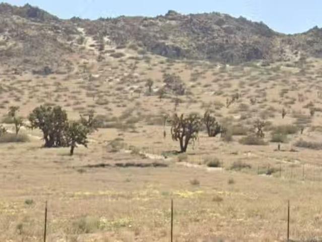 15300 E Avenue L, Lancaster, CA 93535 657034713