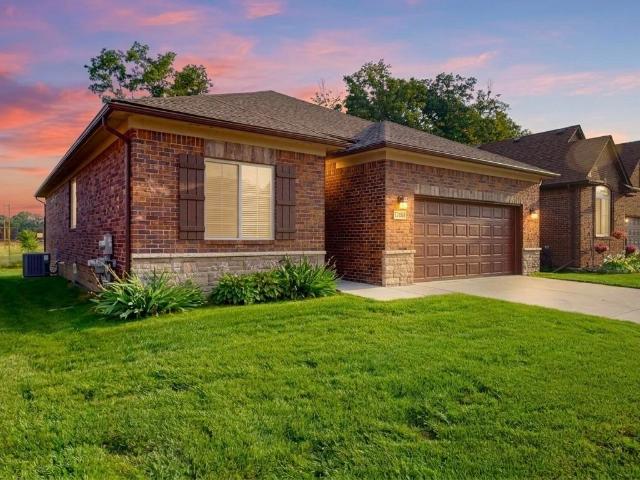 15300 Eton Pointe Drive