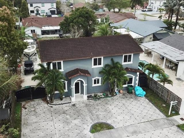 15302 SW 180th Ter, Miami, FL 33187