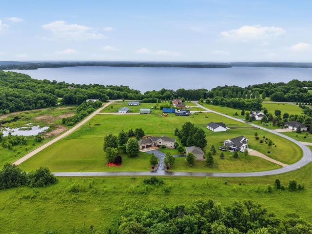 15304 Trillium Trail
