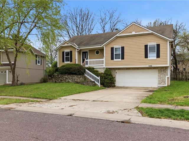 15306 Riley St, Overland Park, KS 66223 | MLS #2612 | Compass