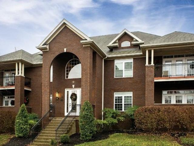 15308 Royal Troon Ave Unit BUILDING9, Louisville, KY 40245