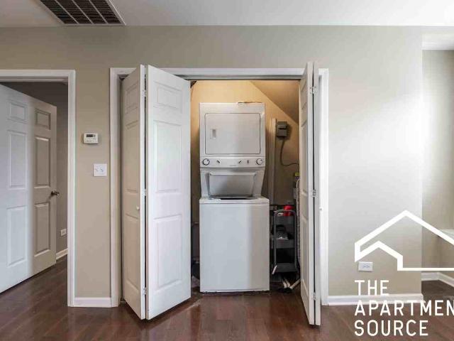 1530 North Greenview Avenue, Unit 2F 2 Bedroom Condo for Rent at 1530 N Greenview Ave #2F, Chicago, IL 60642 West Town
