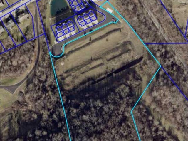 1530 Nowlin Ave, Lawrenceburg, IN 47025