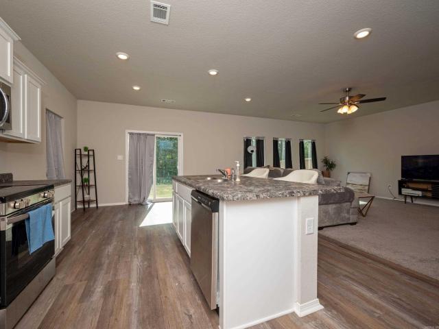 1530 Carillon Lane