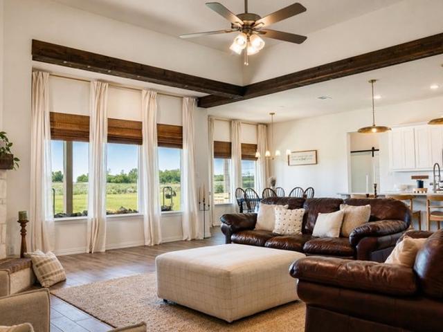 1530 County Road 200, Valley View, TX 76272