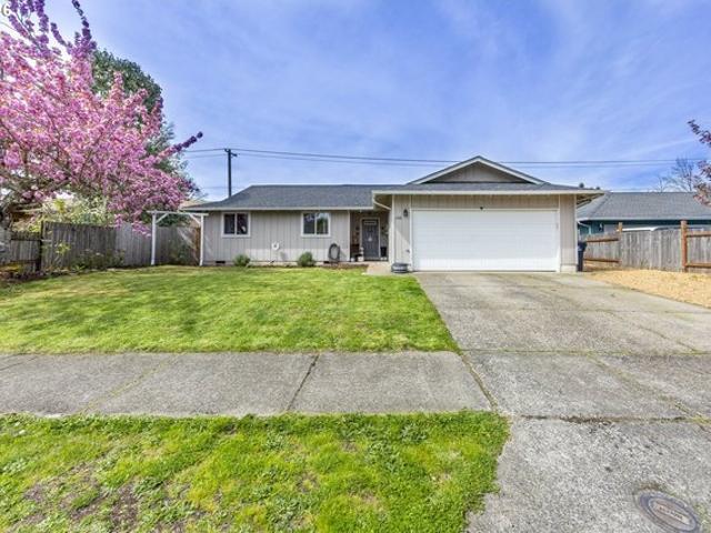 1530 Dola St, Eugene, OR 97402