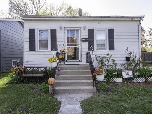 1530 Elizabeth Ave, North Chicago, IL 60064