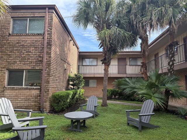 1530 Heights Boulevard 2