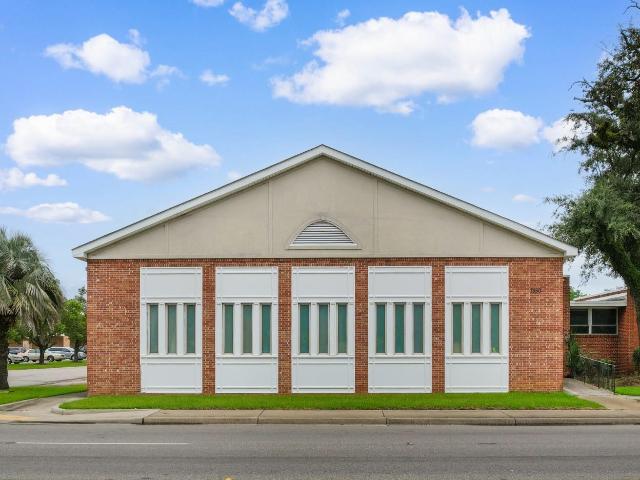 1530 Highmarket St