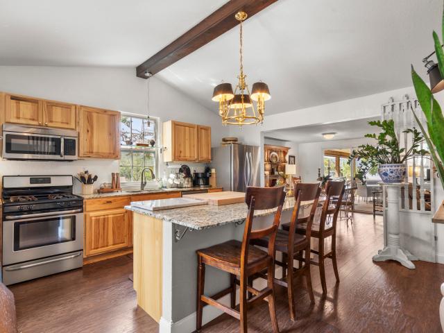 1530 Hideaway Road
