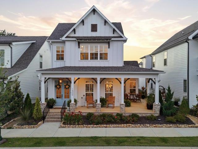 1530 Little Sorrel Rd, Hixson, TN 37343