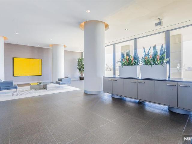 1530 Palisade Avenue # 23G