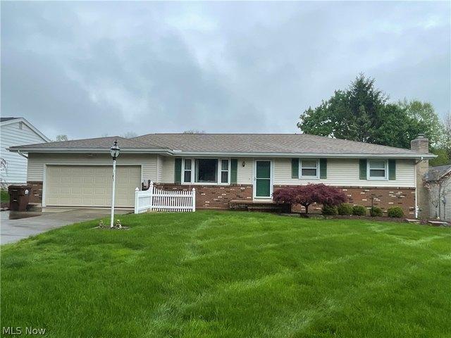 1530 Rosehedge Dr, Poland, OH 44514