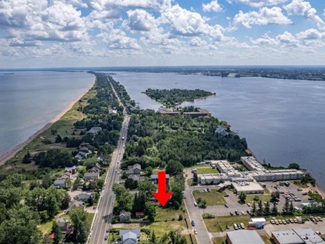 1530 St Louis Ave, Duluth, MN 55802