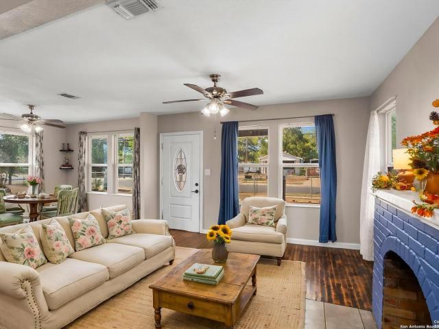 1530 SW 19th St, San Antonio, TX 78207 | MLS #1958 | Compass