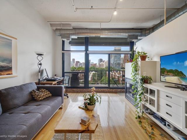1530 S State St Apt 409, Chicago, IL 60605
