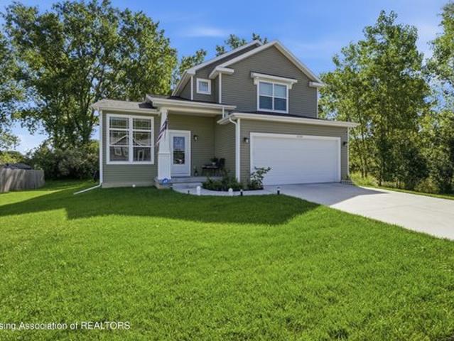 1530 Thimbleberry Ln, Holt, MI 48842