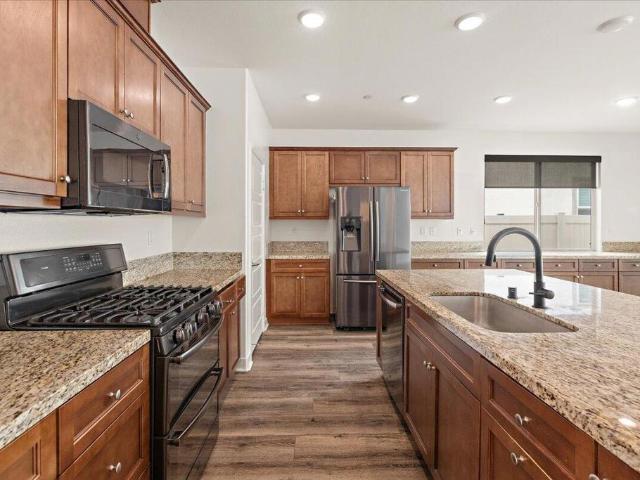 1530 Village Green Way