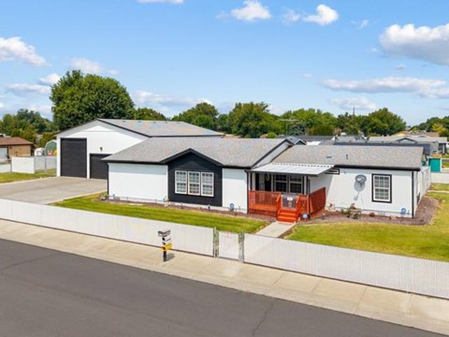 1530 W Brock Ave, Hermiston, OR 97838