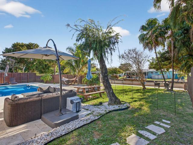 1530 W River Dr, Margate, FL 33063 | MLS #R11155