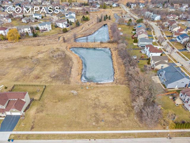 1530 Westbourne Pkwy, Algonquin, IL