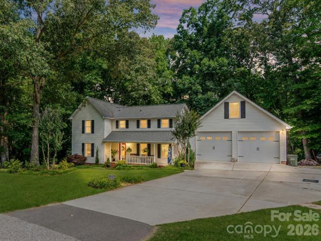 1530 Woodcroft Drive