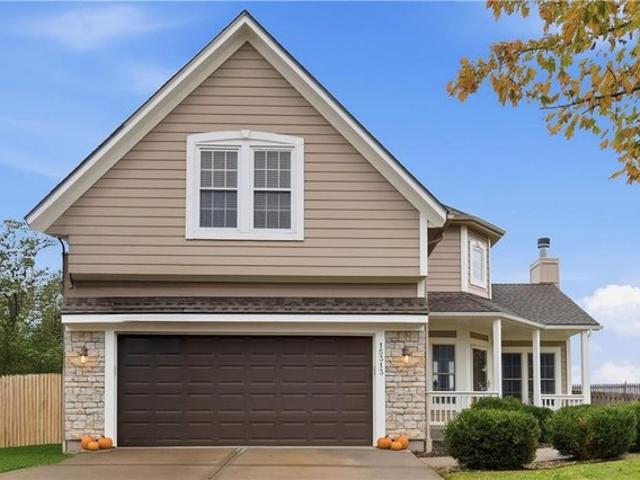15313 S Widmer St, Olathe, KS 66062