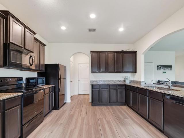 15311 Crescent Brookfield Drive