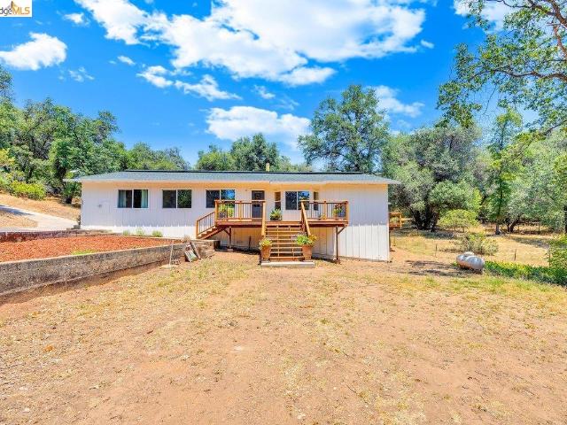 15311 Curtis Cir
