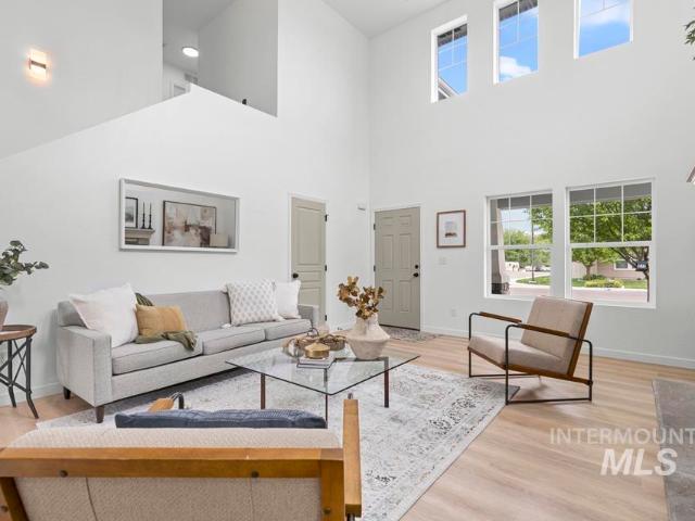 15317 N Bonelli