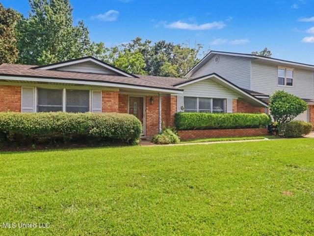 15317 N Parkwood Dr, Gulfport, MS 39503