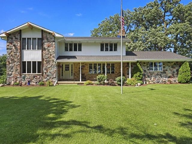 15314 Ives Grove Rd, Yorkville, WI 53182