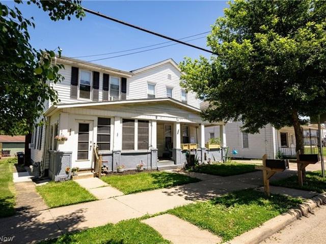 153/155 W Lisbon St, Waynesburg, OH 44688