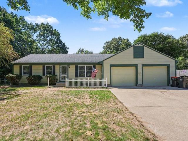 15315 David Ave, Grand Haven, MI 49417