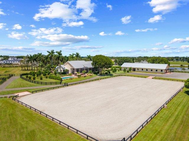 15316 Estancia Ln, Wellington, FL 33414