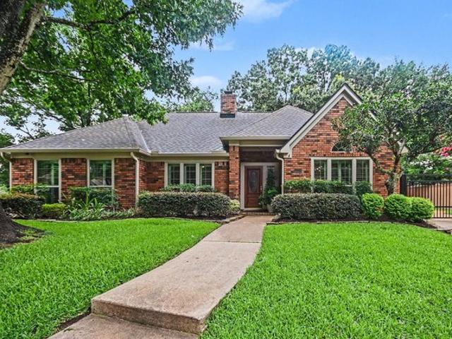 15318 Brook Arbor Ct, Houston, TX 77062