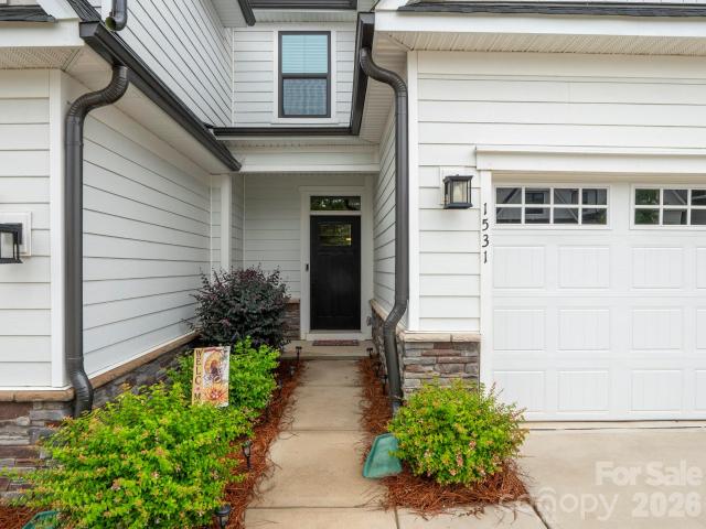 1531 Dennis Austin Lane