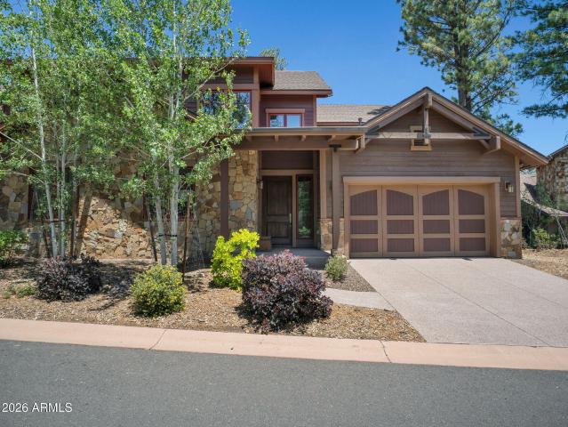 1531 E Castle Hills Drive