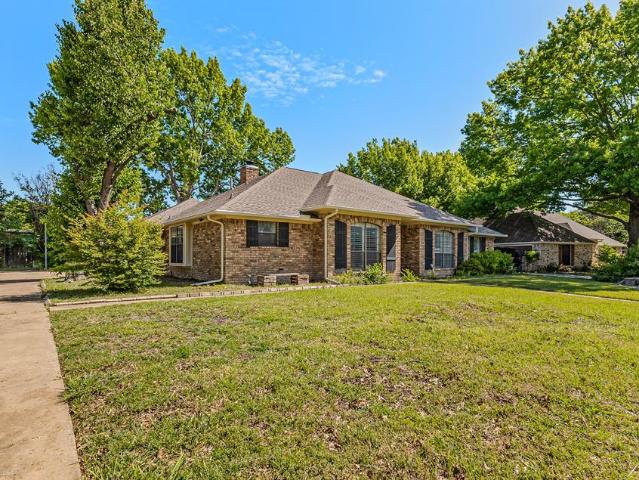 1531 Pickwick Ln, Denton, TX 76209 | MLS #21233