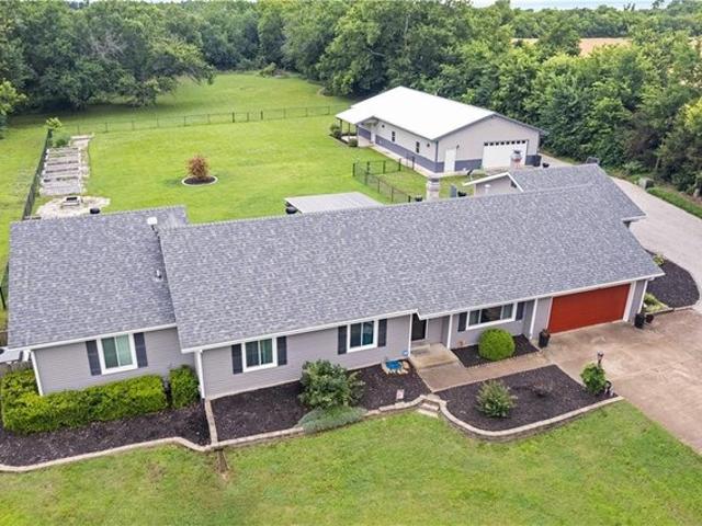 1531 22 Rd, Parsons, KS 67357