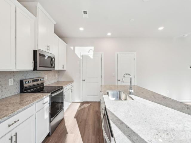 1531 31st Street NE