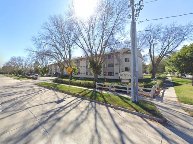 1531 6th Place SE, 1 bed, 1 full bath