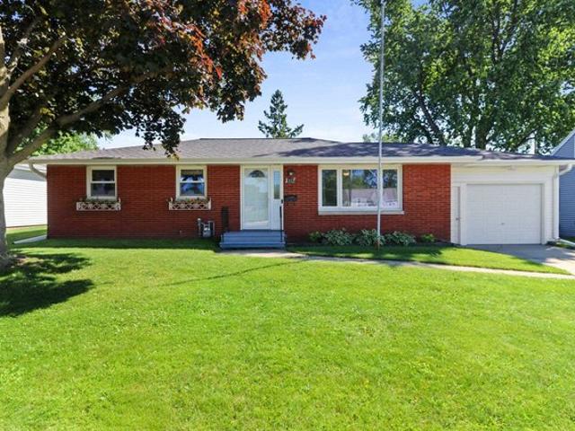 1531 9th St, Green Bay, WI 54304