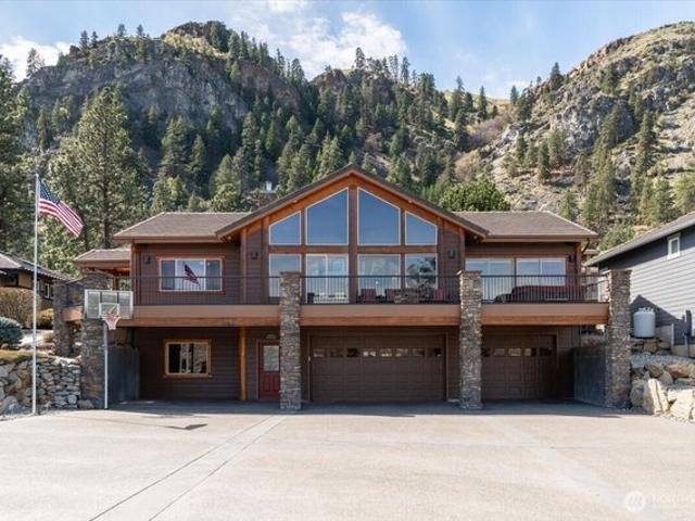 15320 Lakeview St, Entiat, WA 98822