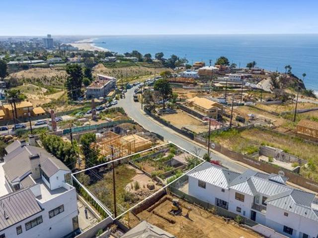15321 Friends St, Los Angeles, CA 90272