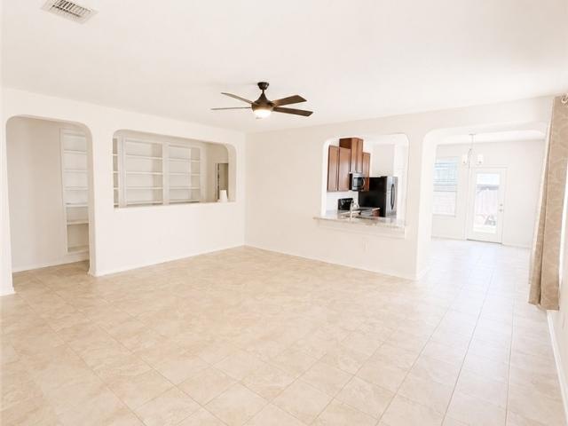 15322 Saber Point