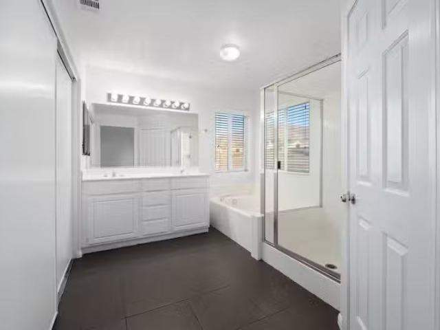 15324 Adobe Way Houses in Moreno Valley, CA