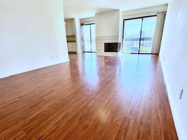 15325 W Magnolia Blvd, Unit 102, Sherman Oaks, CA 91411 | MLS #SR26001